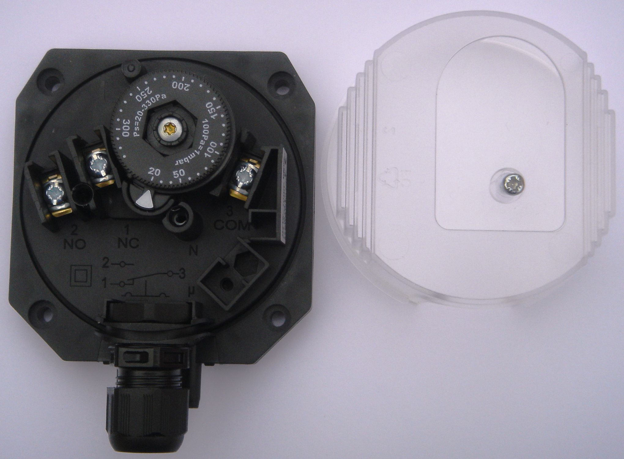Differential pressure switch - APS003KS - Abbey Electronic Controls ...