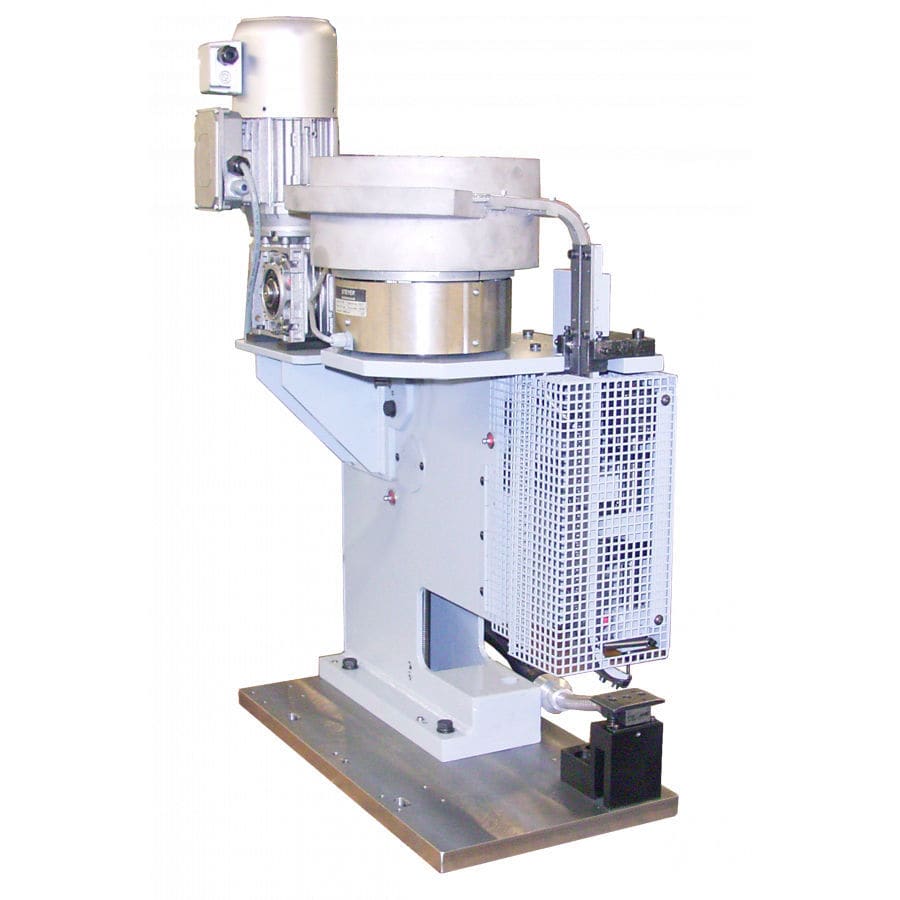 Automatic eyeleting machine - 177-31 - Constantin Hang Maschinen ...
