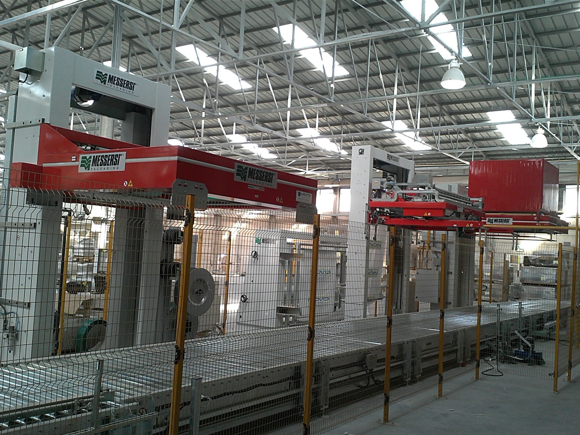 Strapping machine packaging line - MESSERSI' PACKAGING - for ceramic ...