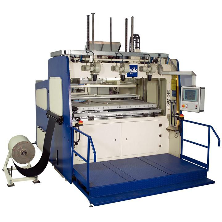 Panel thermoforming machine - EcoForm - FRIMO Group GmbH - for hollow ...