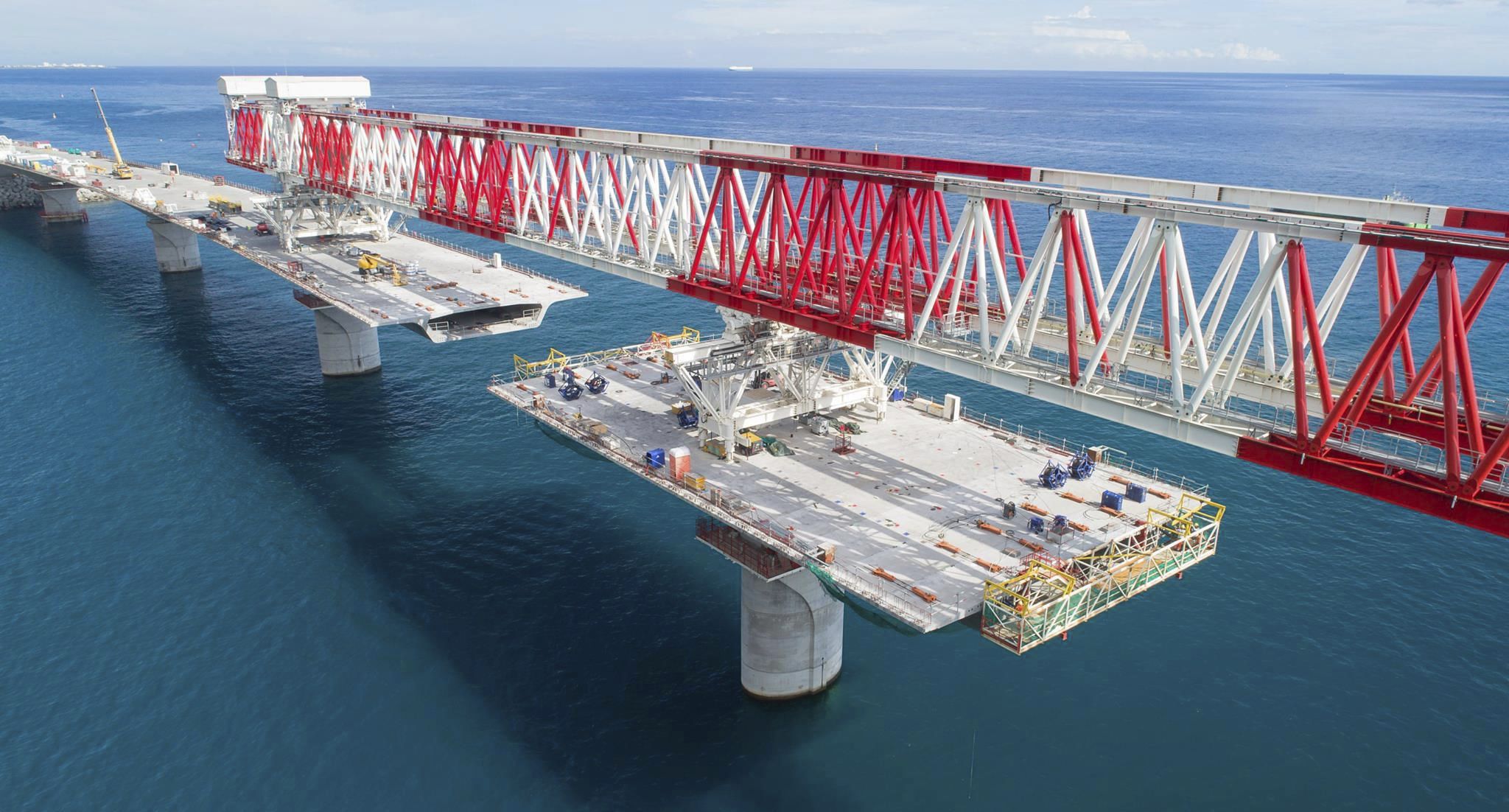 Span-by-span launching gantry - SLG 320 - CIMOLAI TECHNOLOGY - for ...