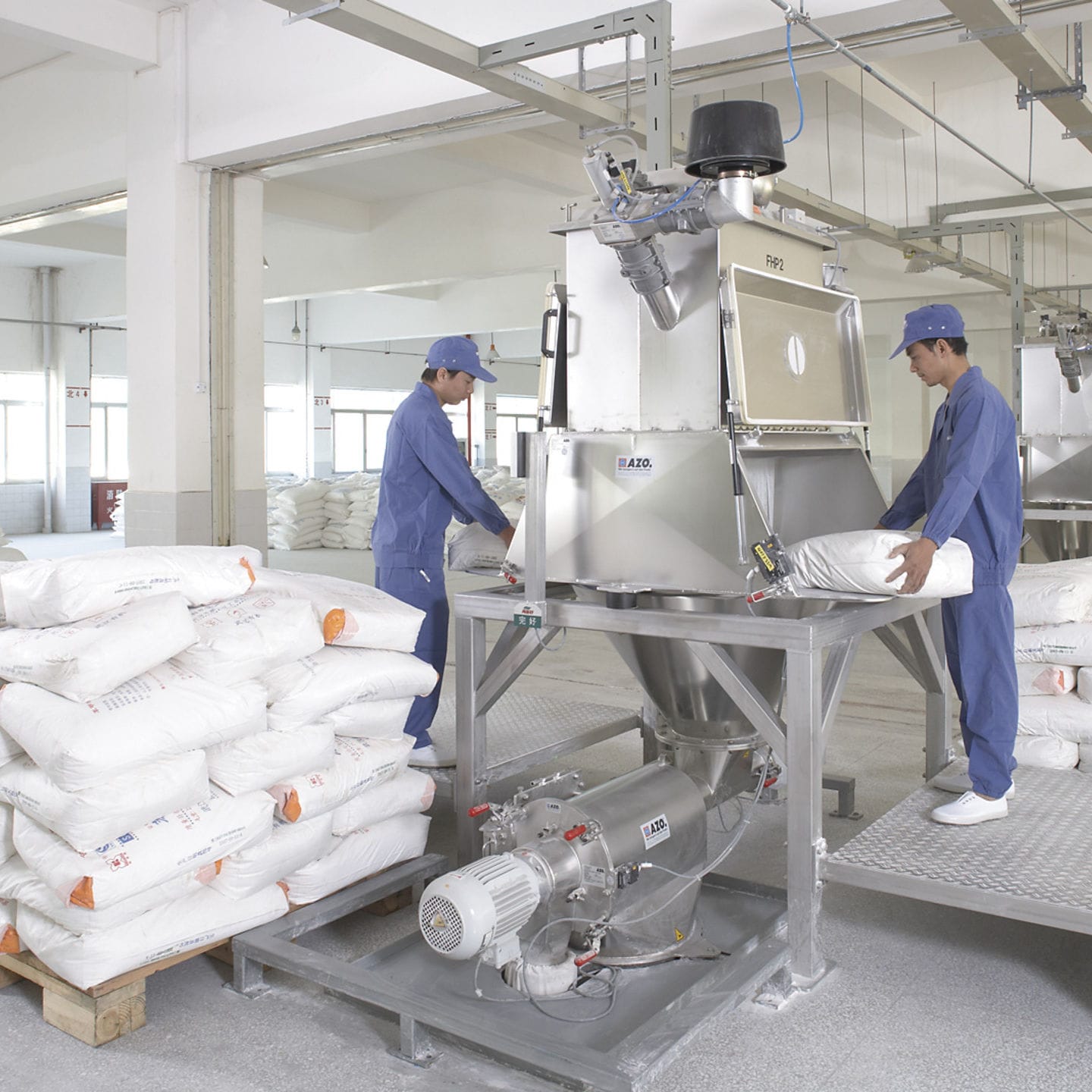 Flexible feeding system - AZO Group