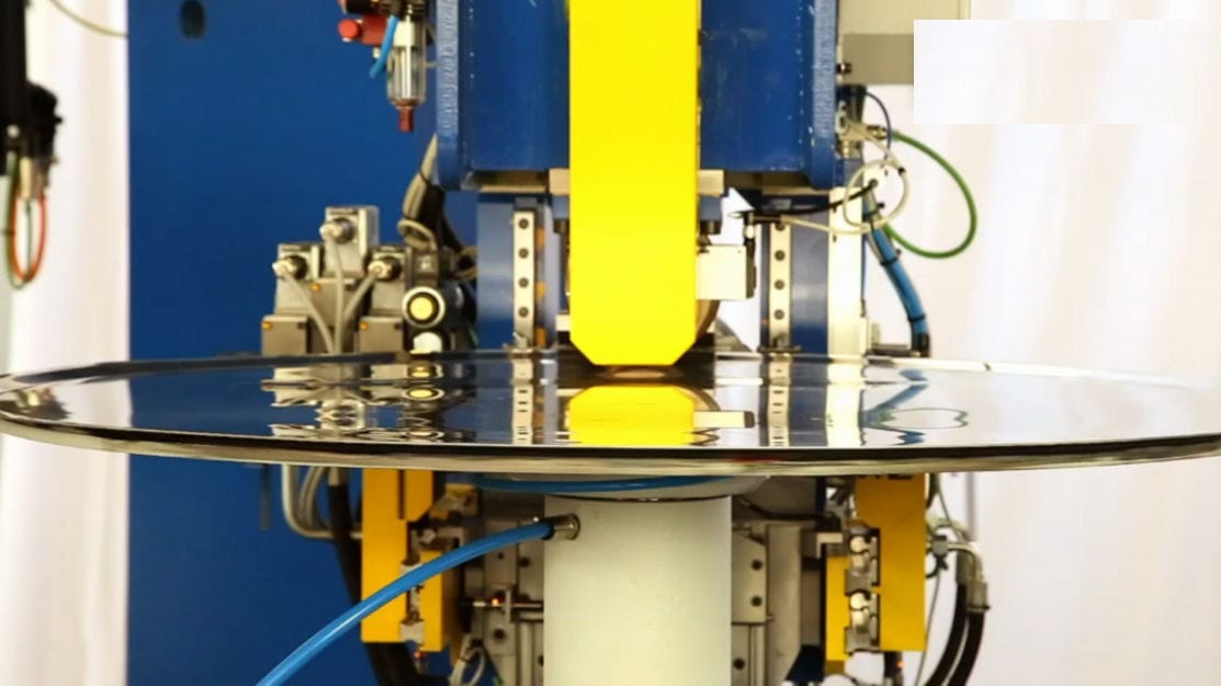 Motorized flanging machine - Tanko 3.8 - Lucas - hydraulic / for round ...