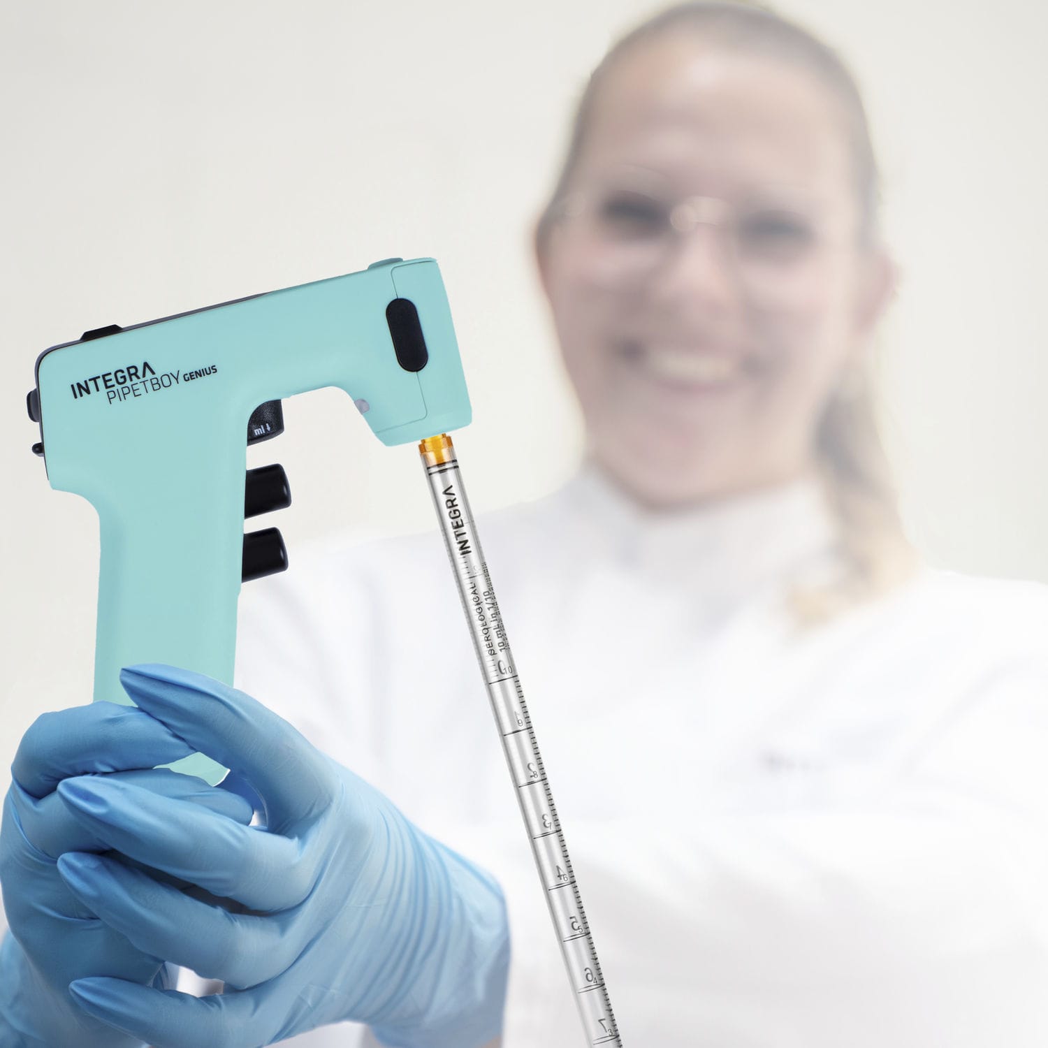 Battery-powered pipette controller - PIPETBOY GENIUS - IBS - INTEGRA ...