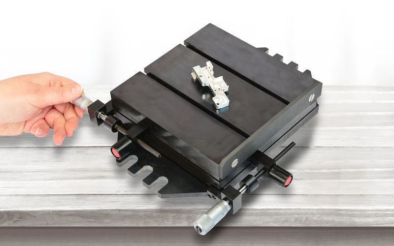 XY positioning stage - MT - Steinmeyer Holding GmbH - manual / 2-axis ...