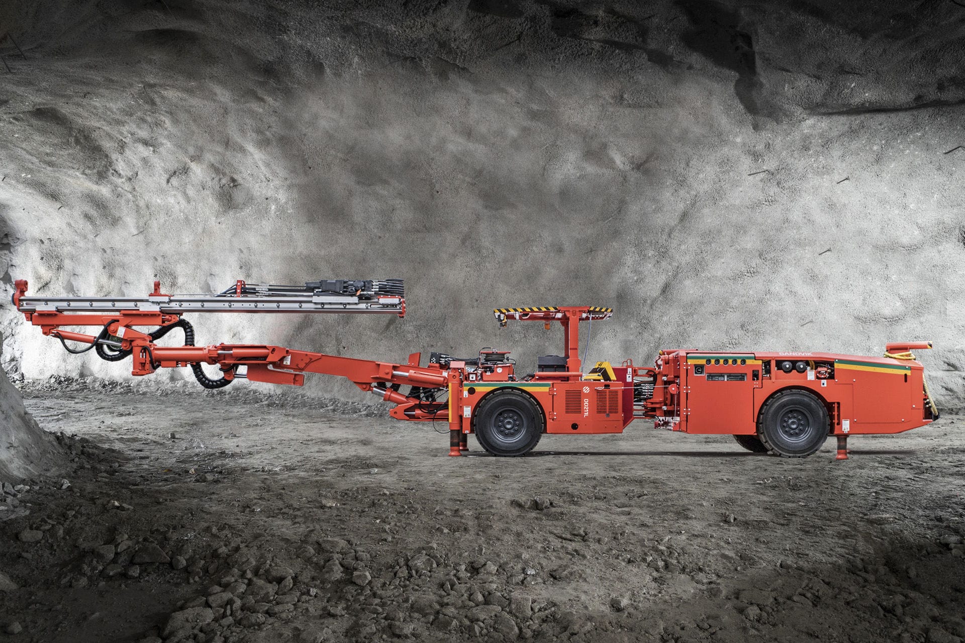 Horizontal drilling rig - DD211L - Sandvik Mining and Rock Technology ...
