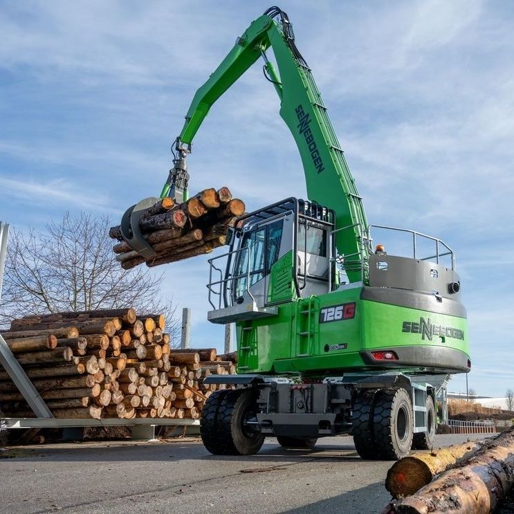 Mobile log loader - 726 G - SENNEBOGEN Maschinenfabrik GmbH