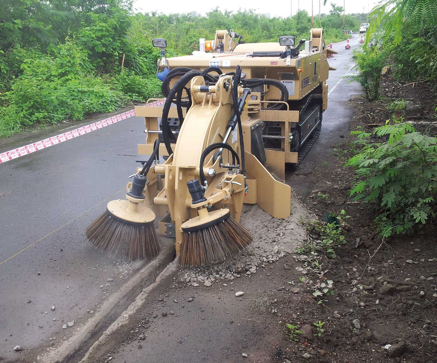 Rockwheel trencher - 300 - TESMEC - tracked
