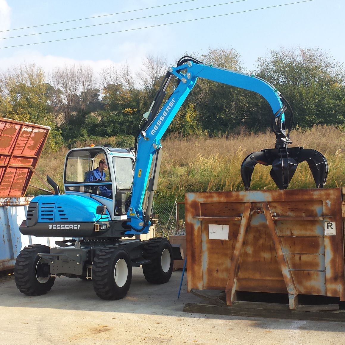 Rubber-tired material handler - CR-80W - Messersì S.p.A. - electro ...