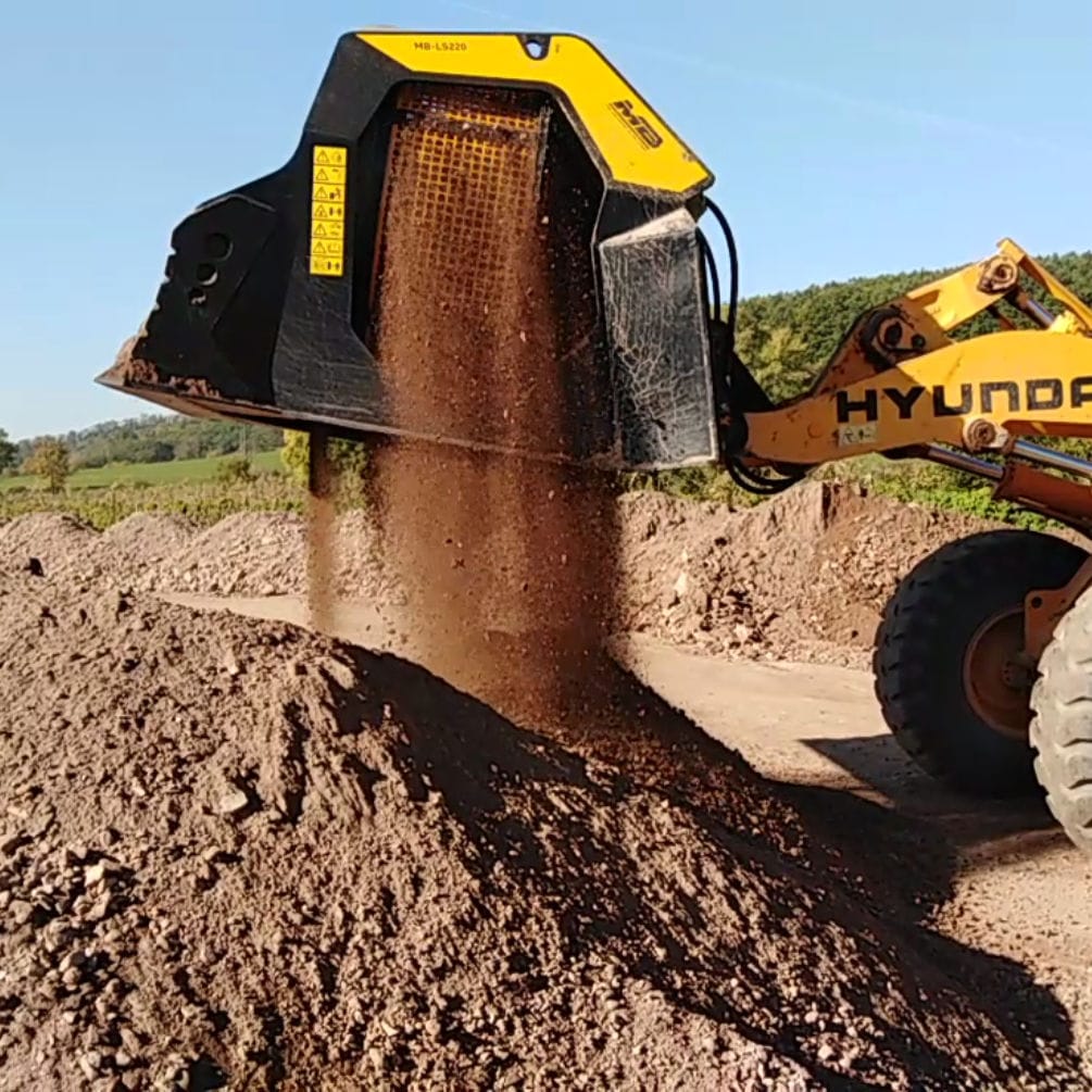 Screening bucket - MB-LS220 S2 - MB Crusher - for loaders / for backhoe ...