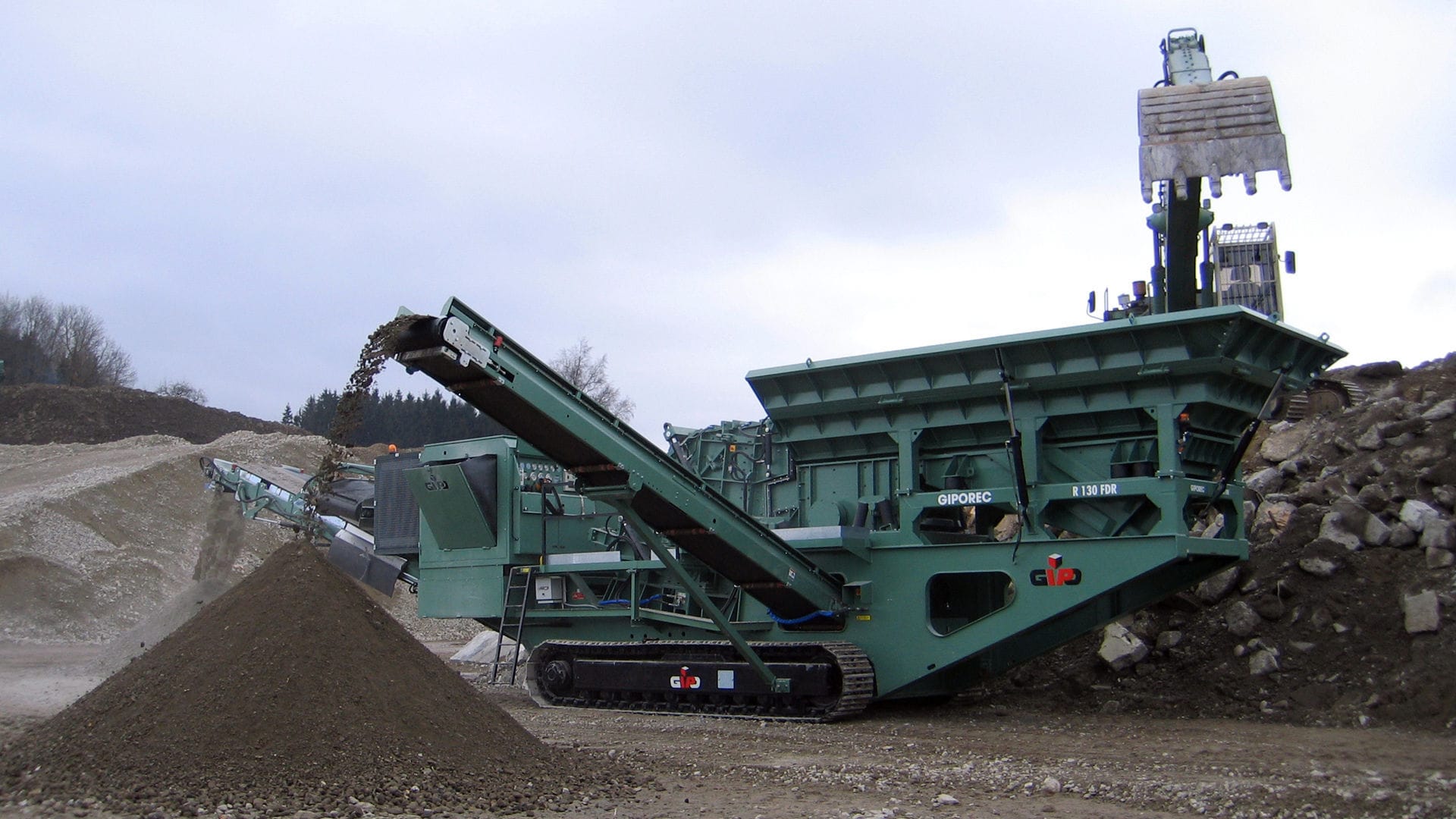 Impact crusher - GIPOREC R 130 series - GIPO AG - mobile / diesel ...