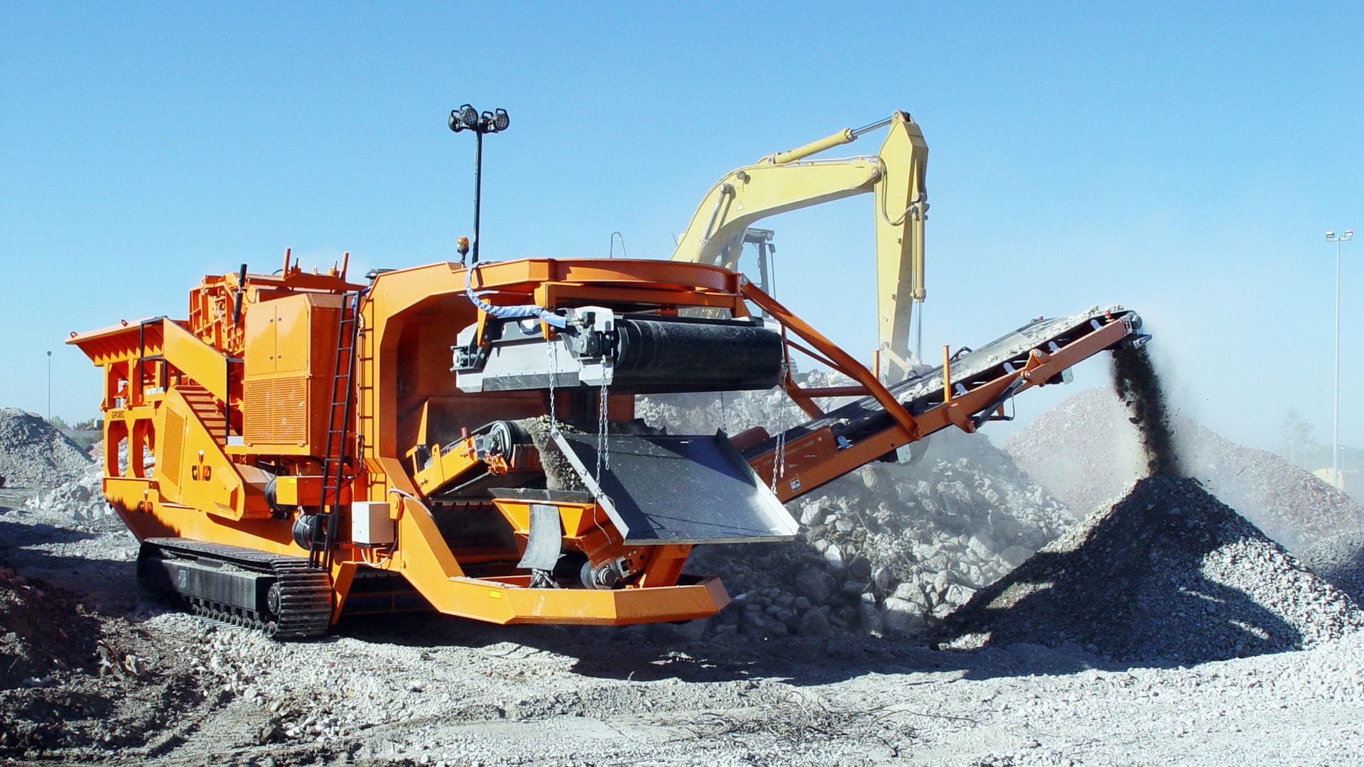 Impact crusher - GIPOREC R 150 series - GIPO AG - mobile / diesel ...