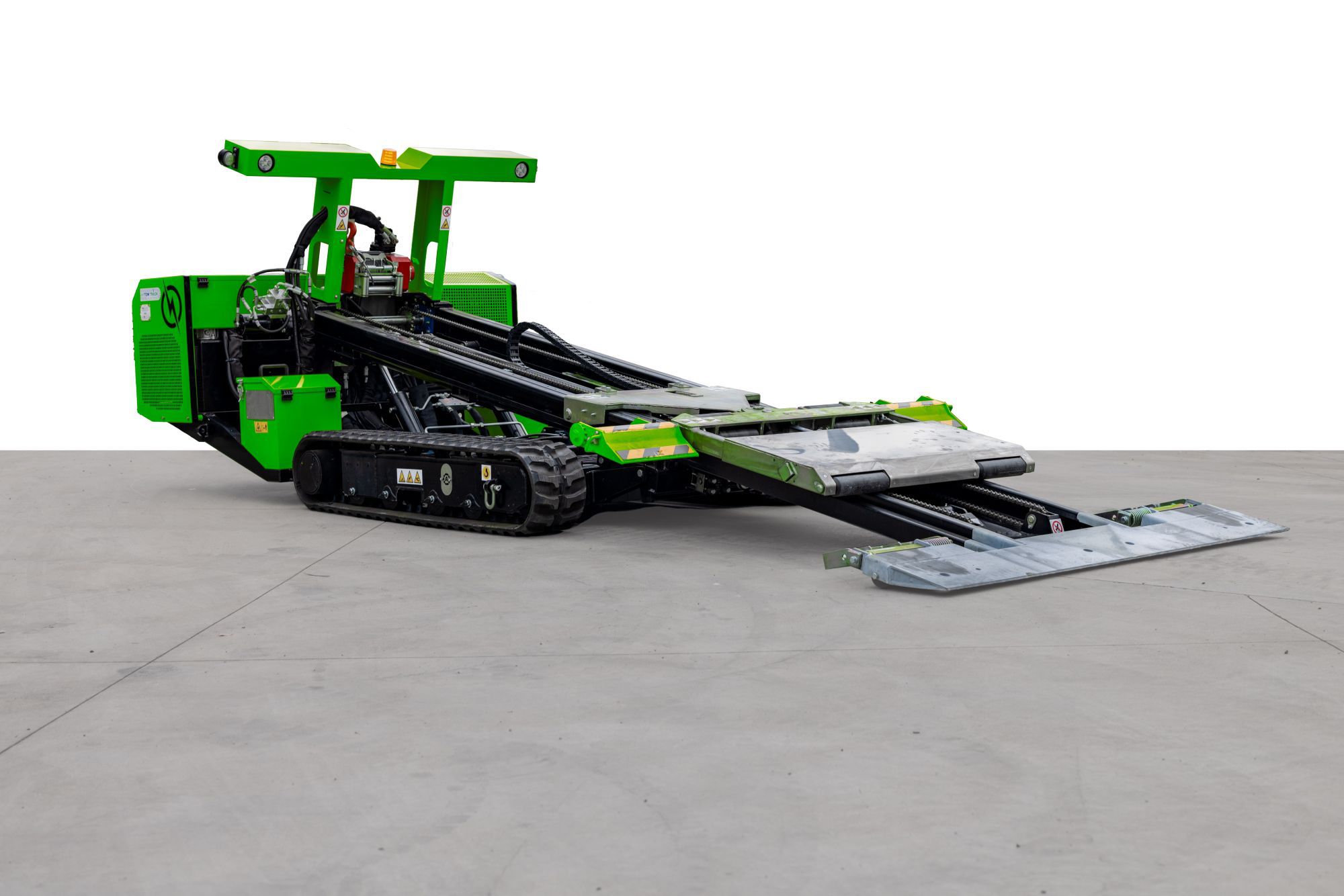 Fully-electric tow truck - TOWTRACK - Tracked Machines Italia SRL ...