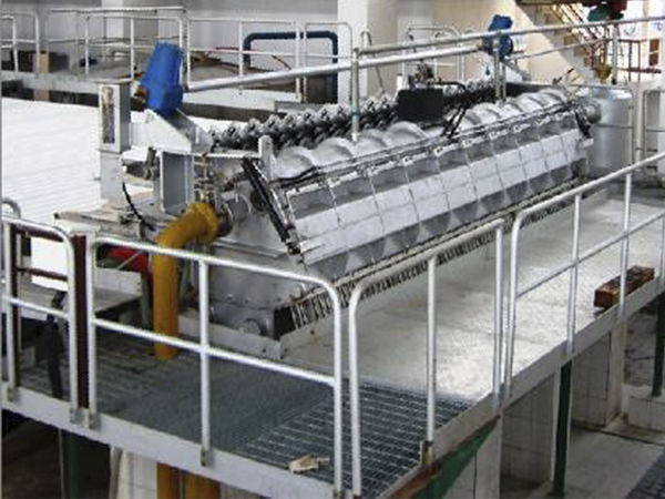 Electric paper machine headbox - Qinyang City Haiyang Papermaking ...