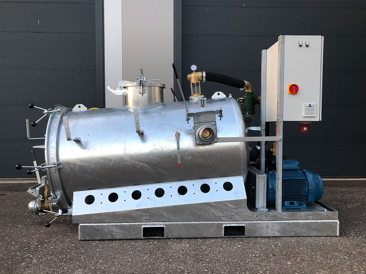 Stationary suction unit - S-VAC 1500 E - Altro-Tec GbR - with vacuum pump