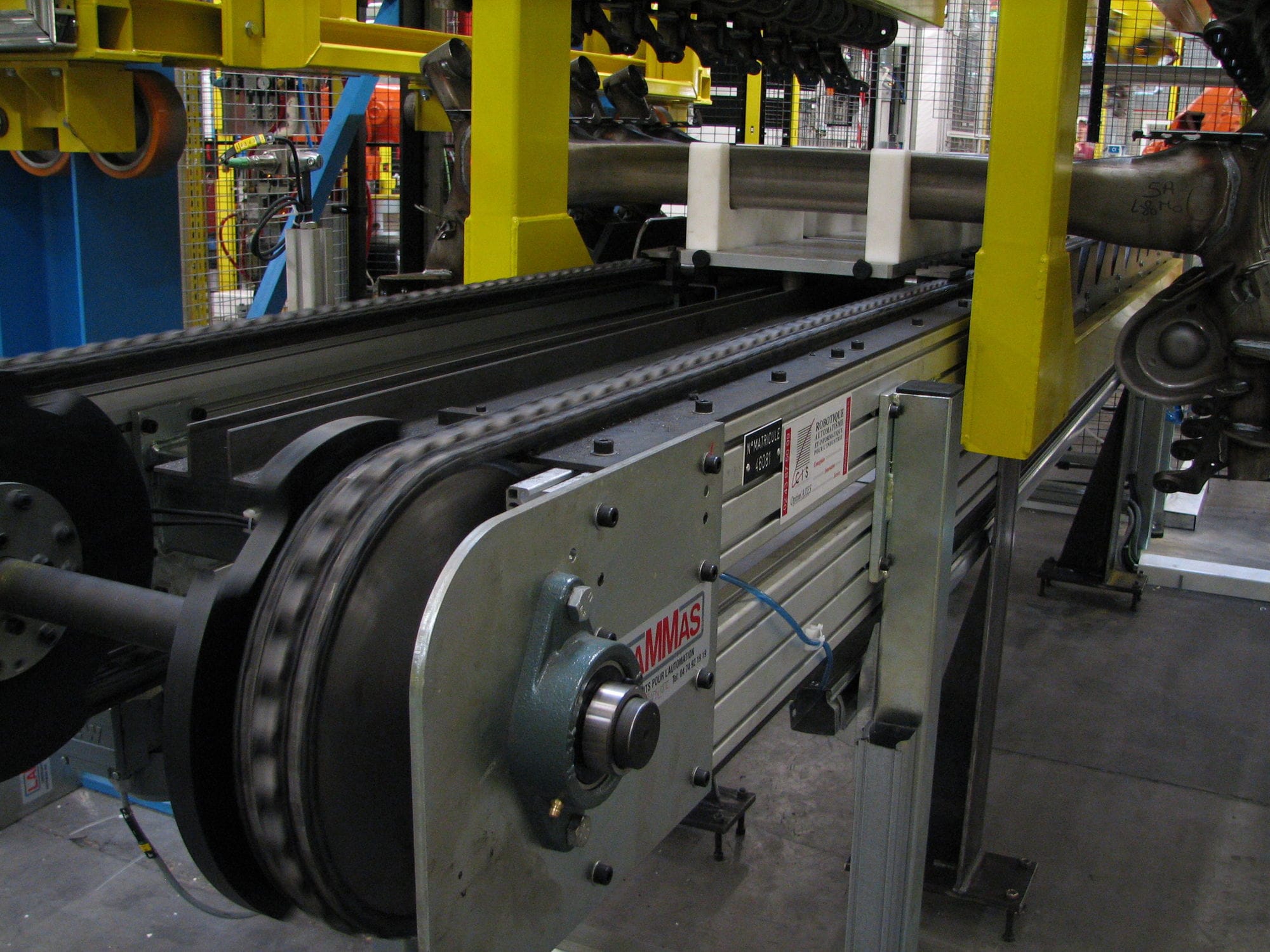Chain conveyor - SISTEMAS VP series - LAMMAS - horizontal / transport ...