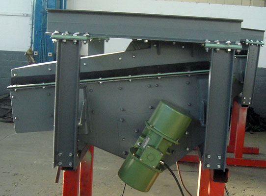 Hopper loader - Screening Technology Consulting OHG