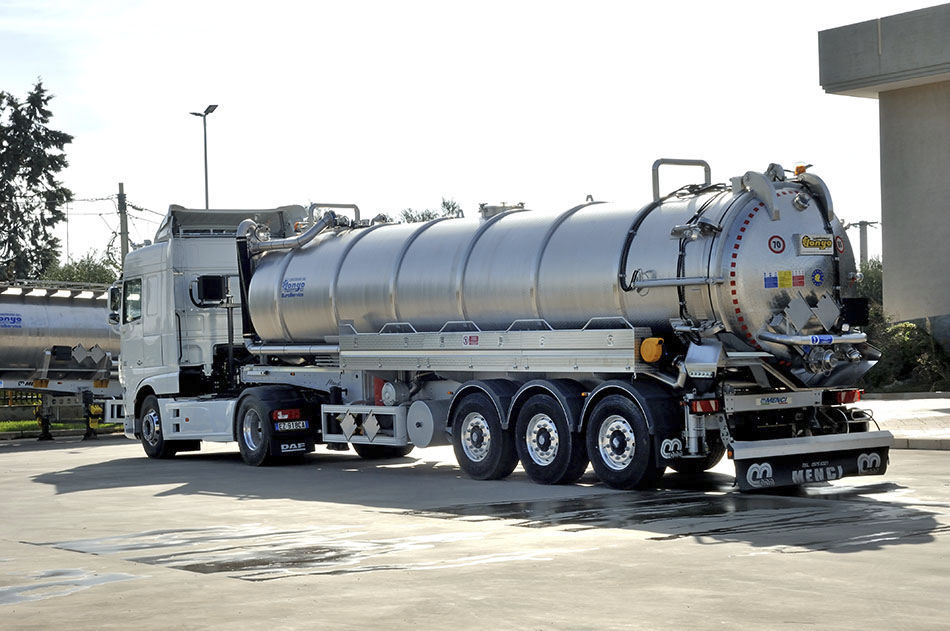 Silo semi-trailer - ADR - LONGO Euroservice SRL - for hazardous ...