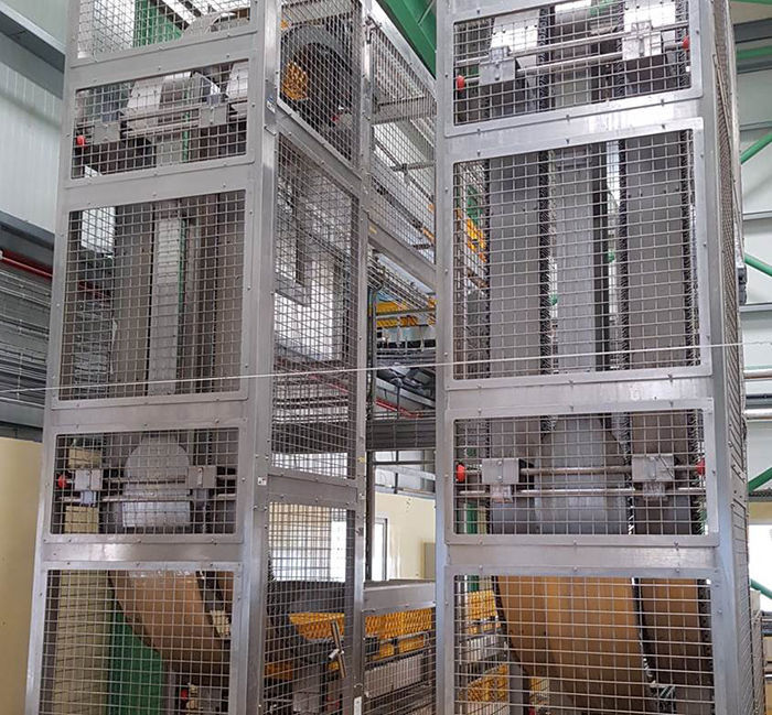 Automatic elevator - Technica International - column type