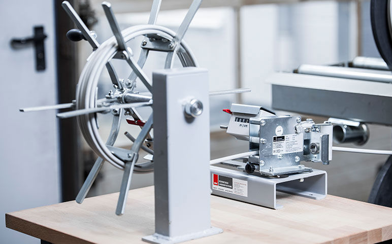 Cable length measuring device - eska Schneider Lagersysteme GmbH