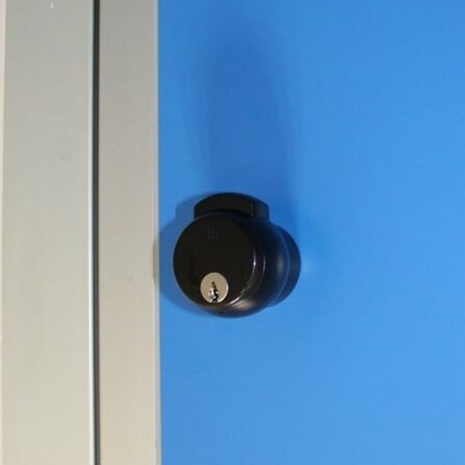 Door locking mechanism - knob premi-apri - Cleanroom Italia srl