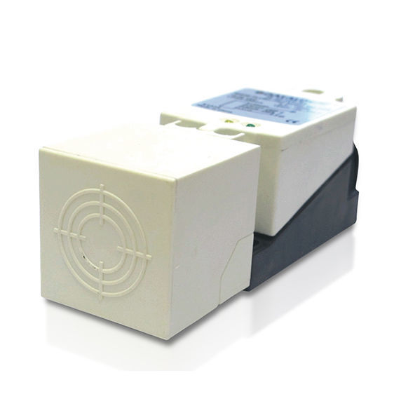 Square proximity sensor - SQUARE - DATASENSING - inductive / PNP / M12 ...