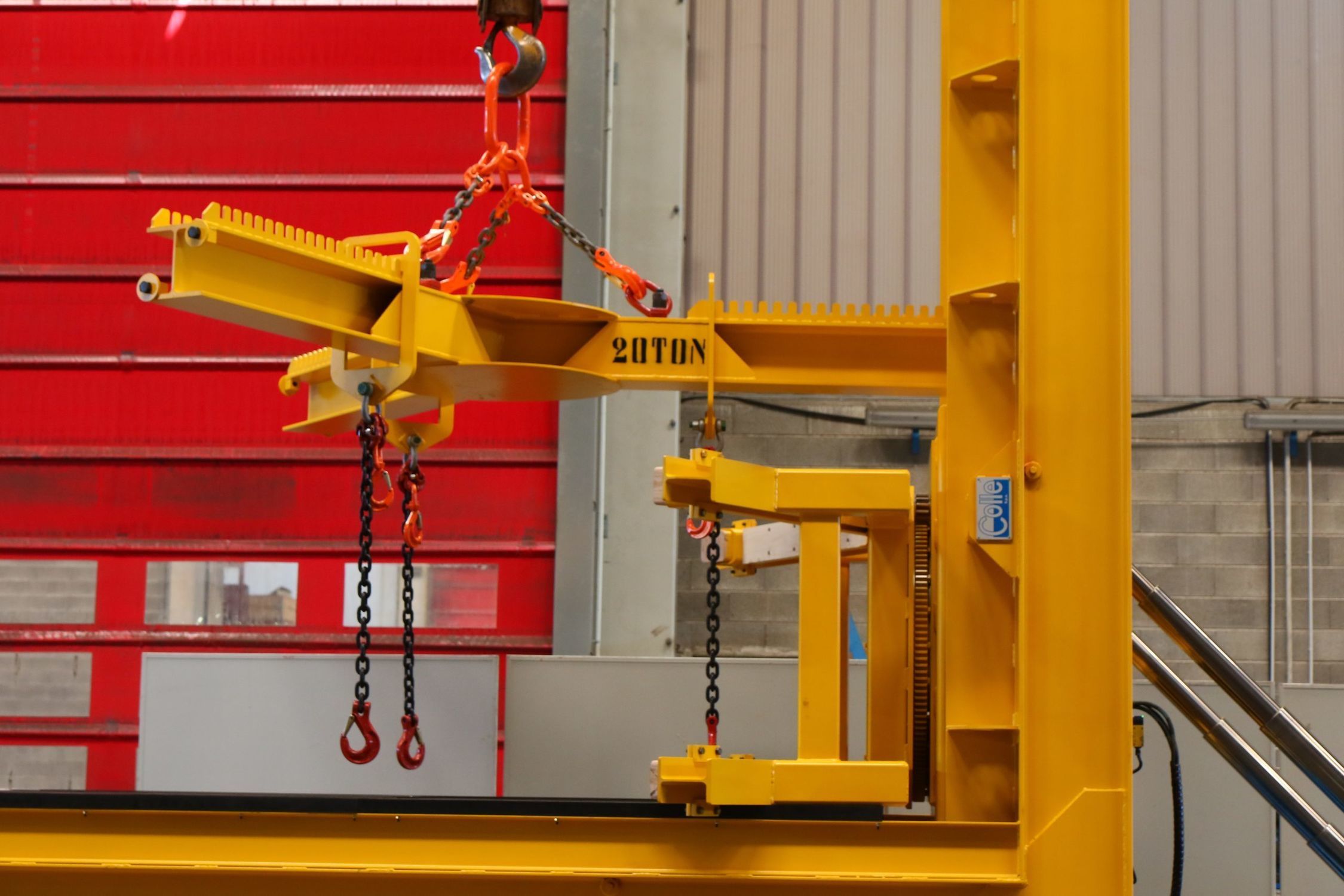 Concrete slab lifting beam - Colle S.p.a.