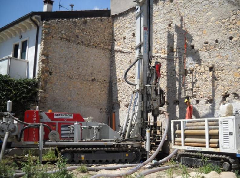 Geothermal drilling rig - GEO 900 GT - Comacchio - crawler / rotary