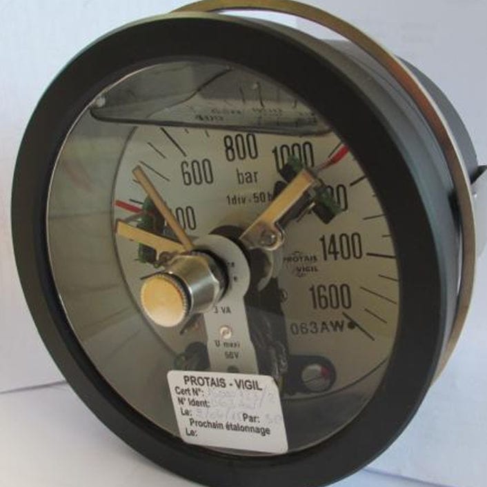 Dial pressure gauge - ILS - 53 - PROTAIS-VIGIL HYDROPNEU TECHNOLOGIC ...