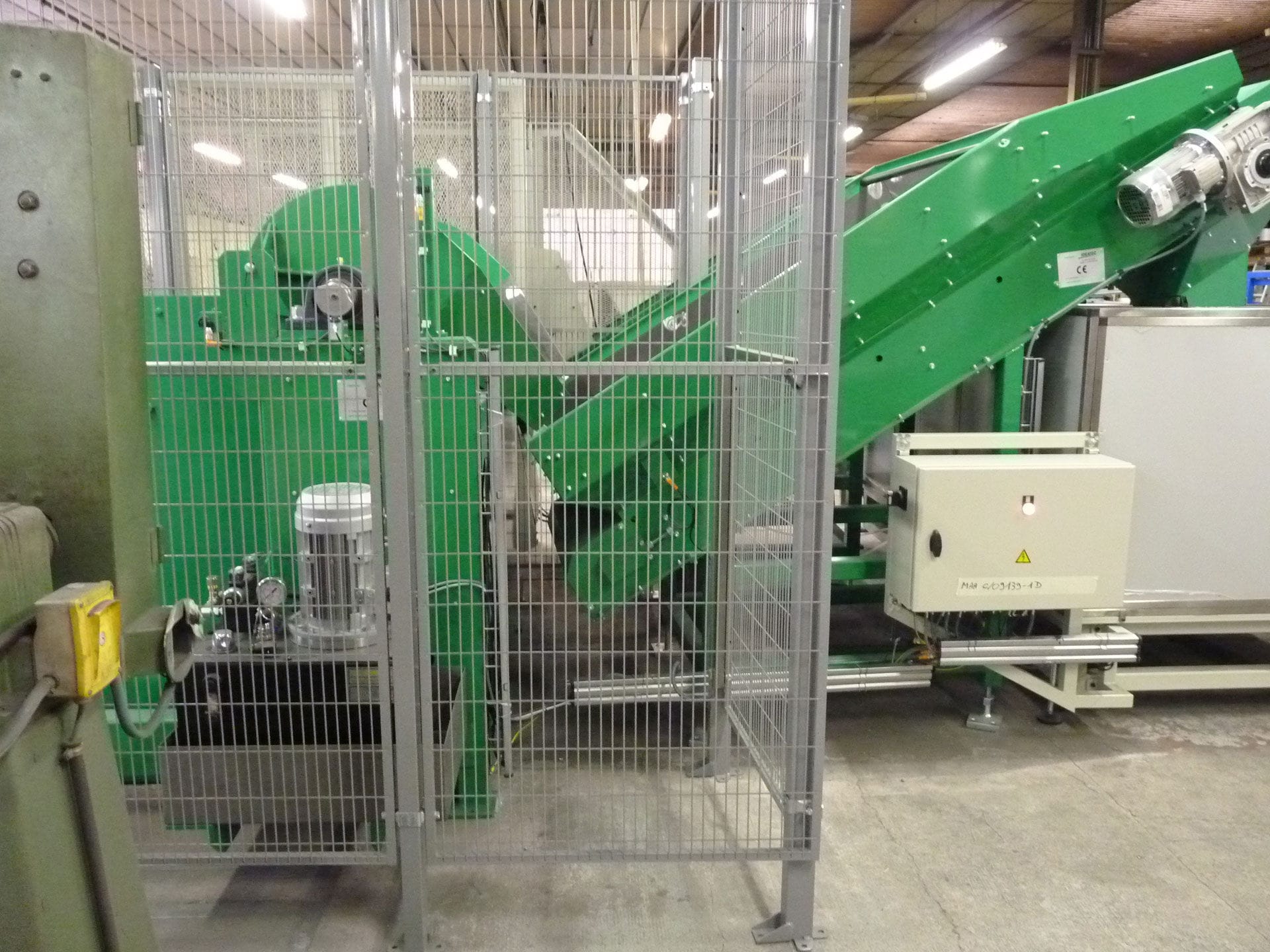 Container tipping station - IDEATEC - electro-hydraulic