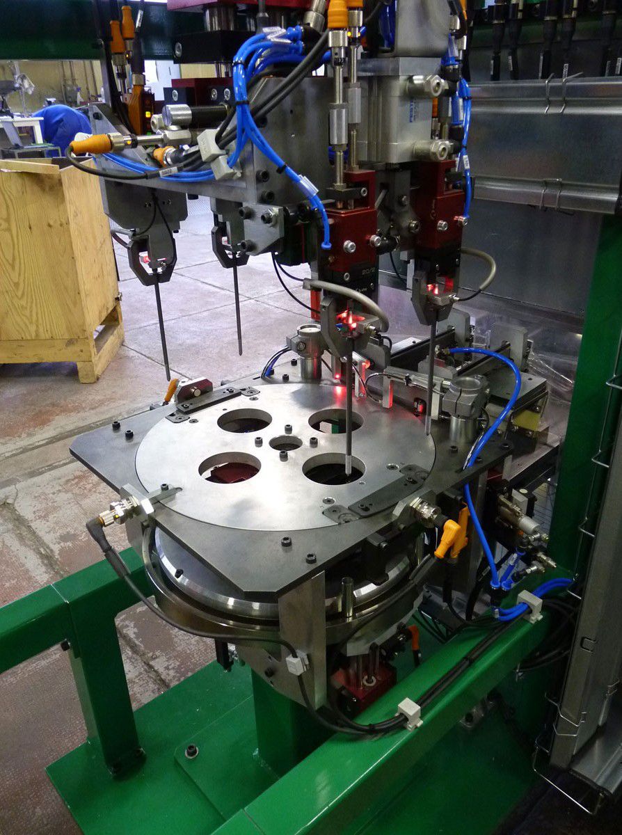 Automatic handling equipment - IDEATEC