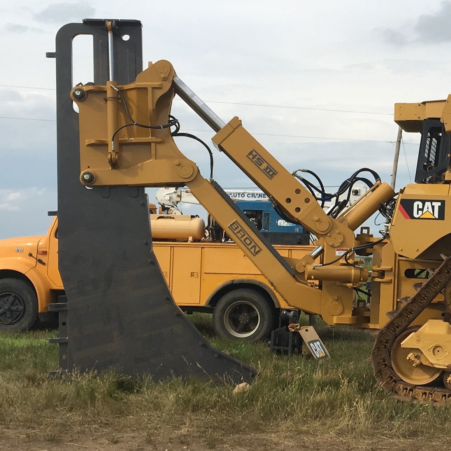 Walk behind vibratory plow - BRON HS-III R - Bron