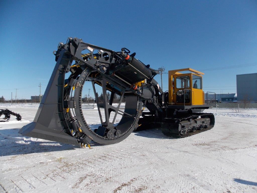 Wheel trencher - TR450 - Bron - crawler / ride-on / for civil engineering