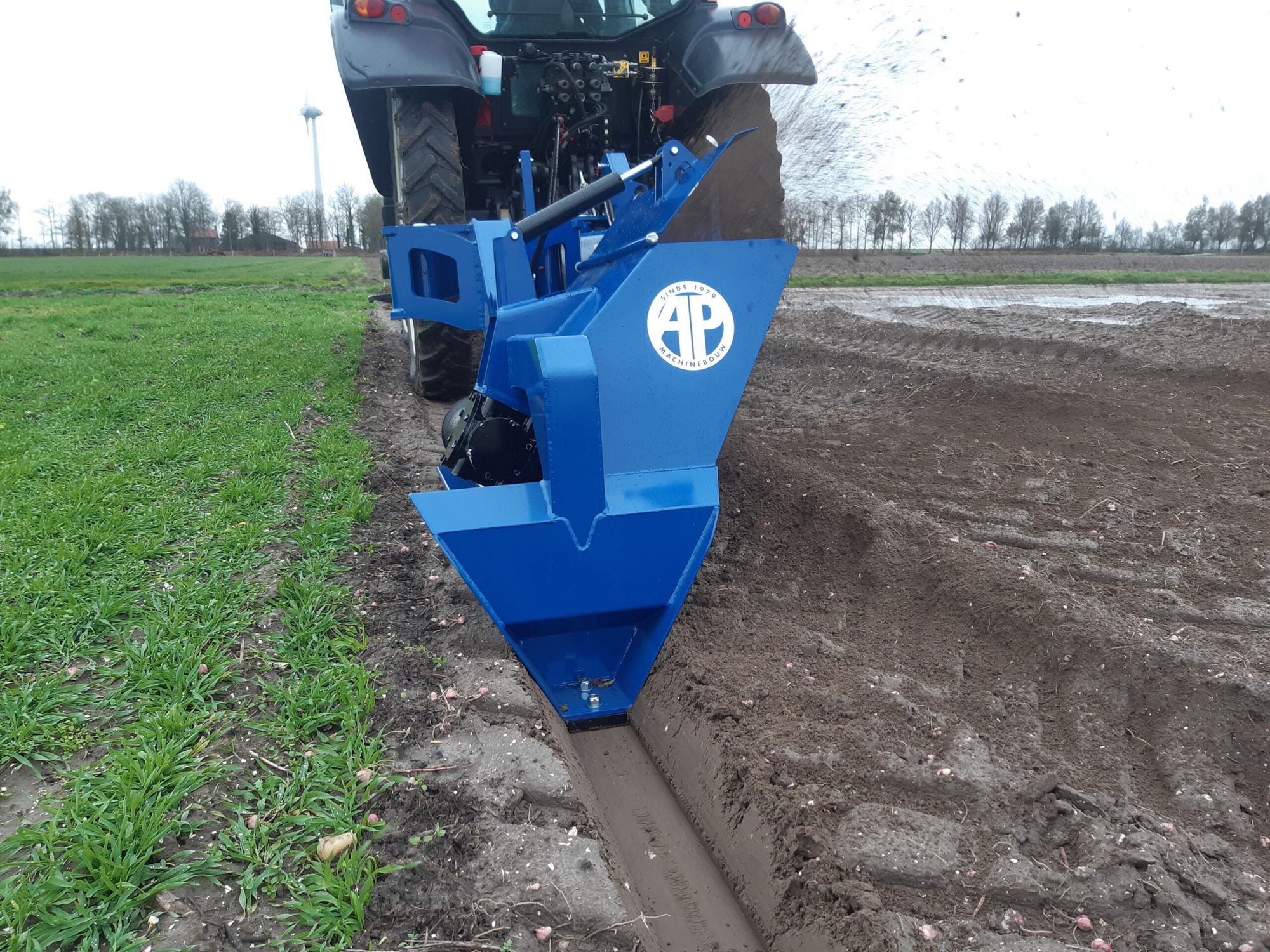 Drainage trencher - GF 80 - AP Machinebouw B.V. - tractor-mounted / for ...