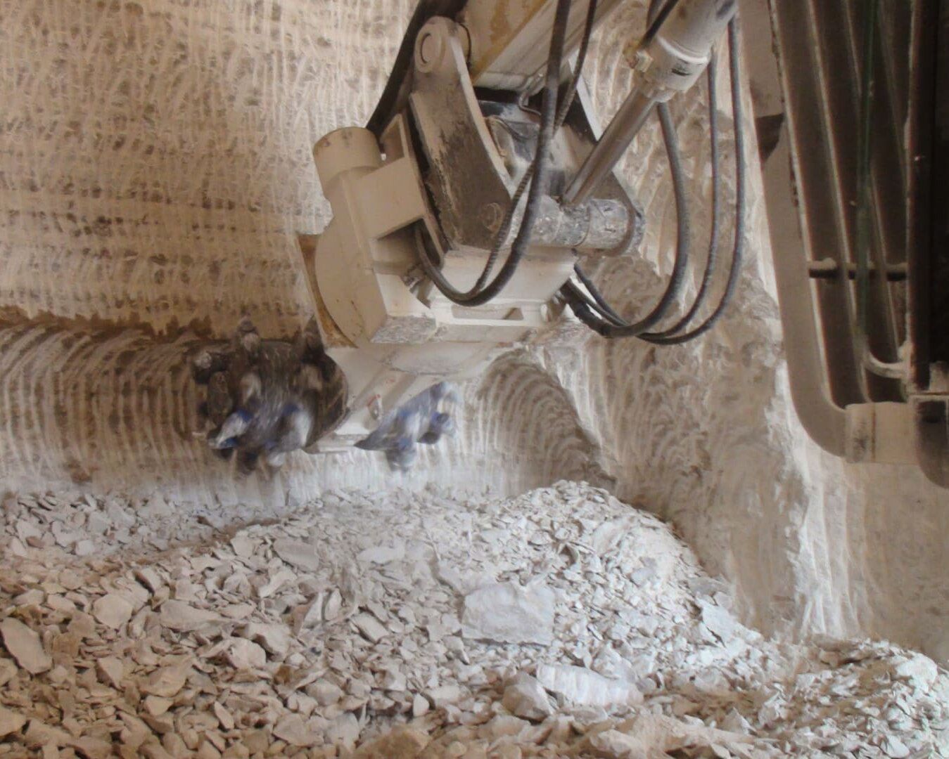 Excavator hydraulic milling cutter - BETEK GmbH & Co. KG