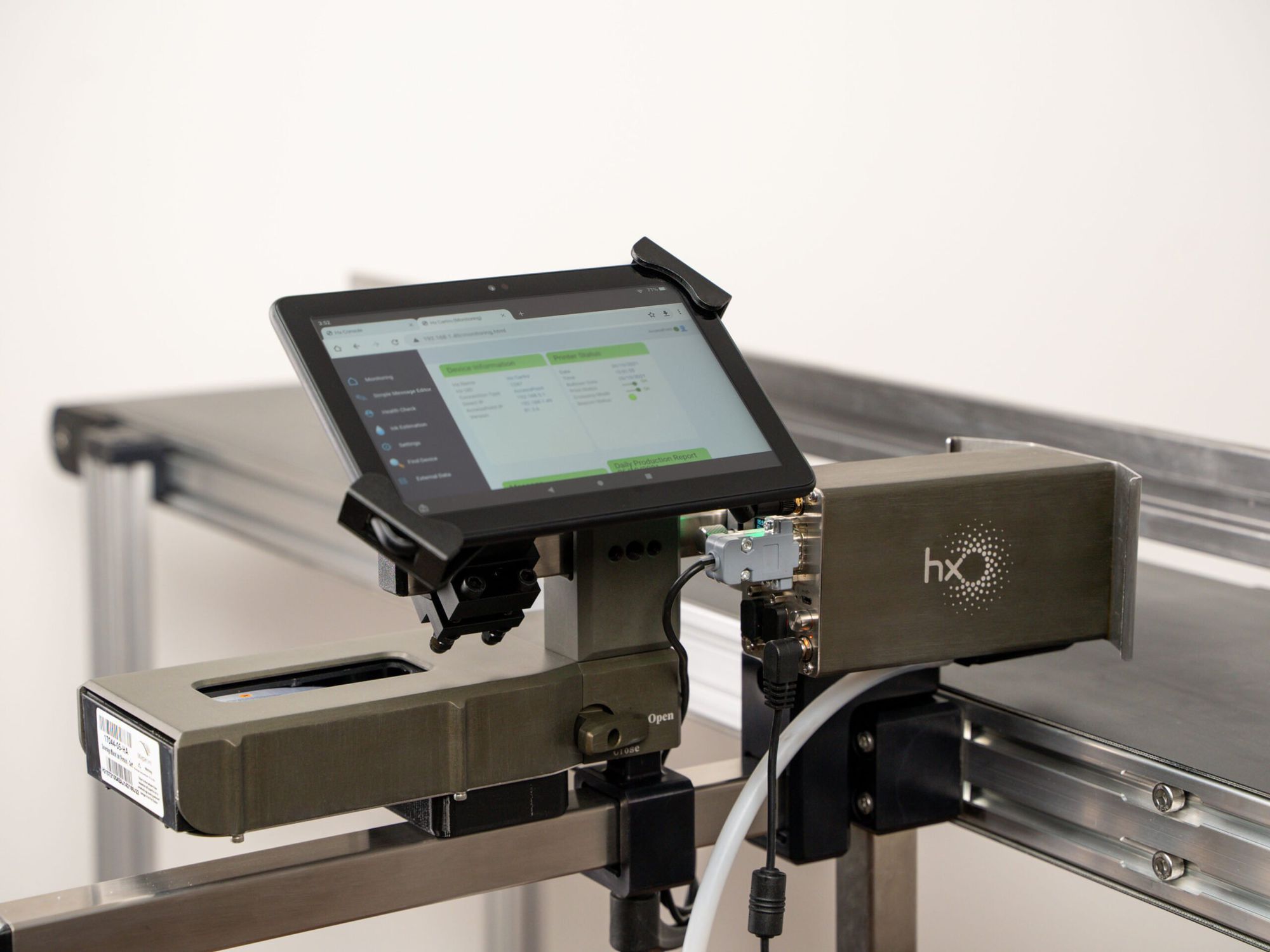 Digital label printer-applicator - Hx Cartro Case - Maplejet Limited - for cardboard ...