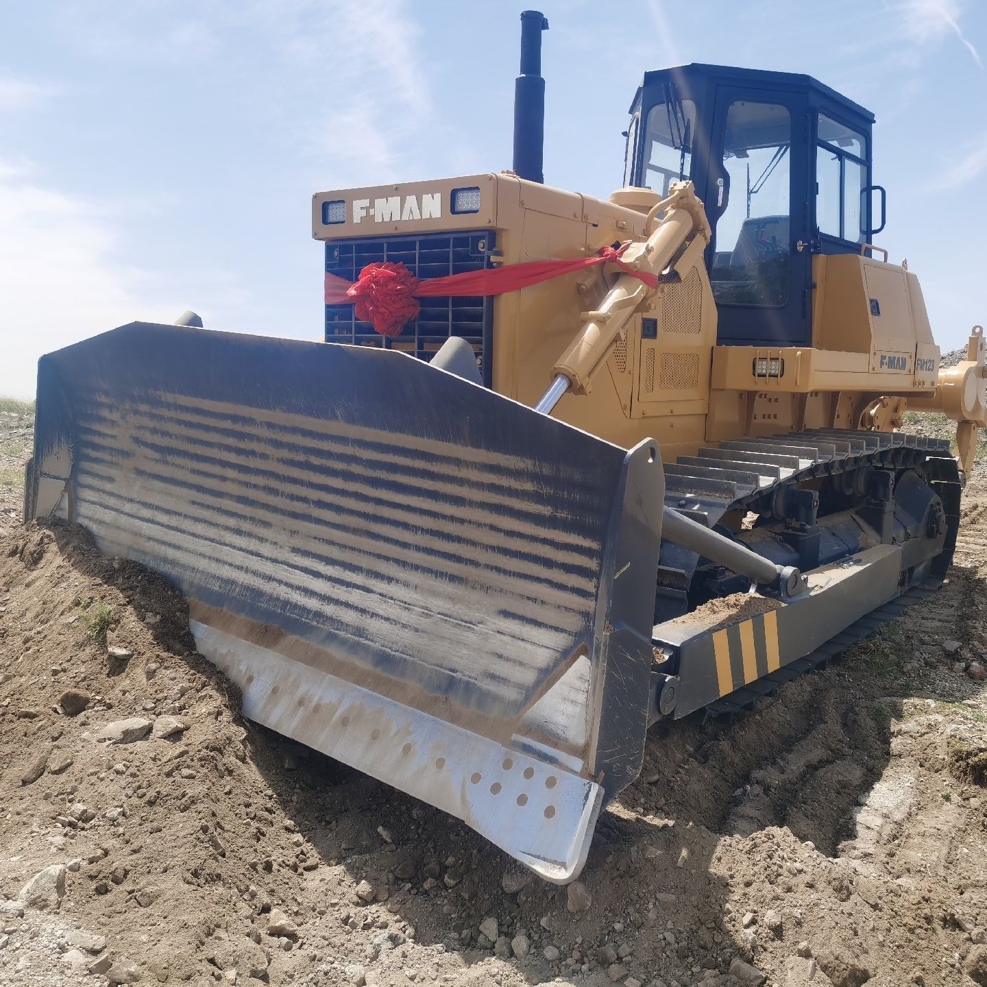 Crawler bulldozer - FM123 - Xuzhou FMAN Construction Machinery ...