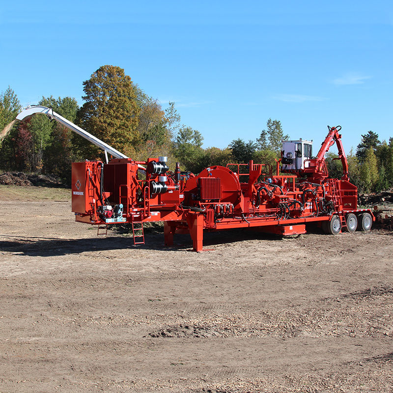 Trailer-mount wood chipper - 2455 - Morbark, Inc.