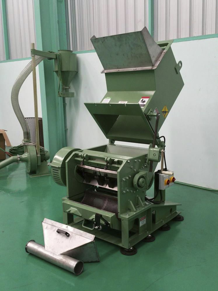 Bottle mill - Crushmaster H 60 - ZERMA Europe GmbH & Co. KG - knife ...