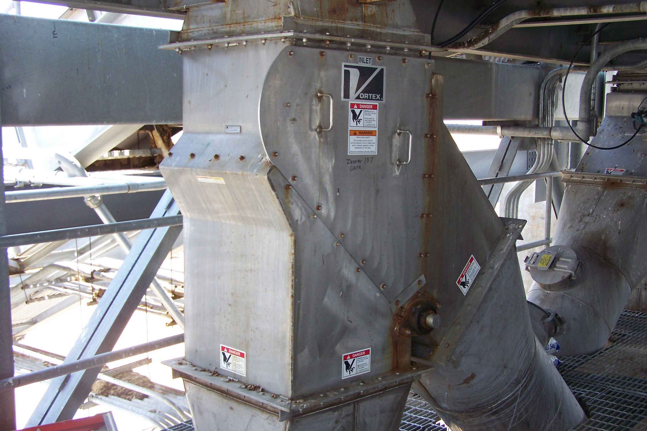 Powder diverter valve - ZXX - Vortex Global - gravity