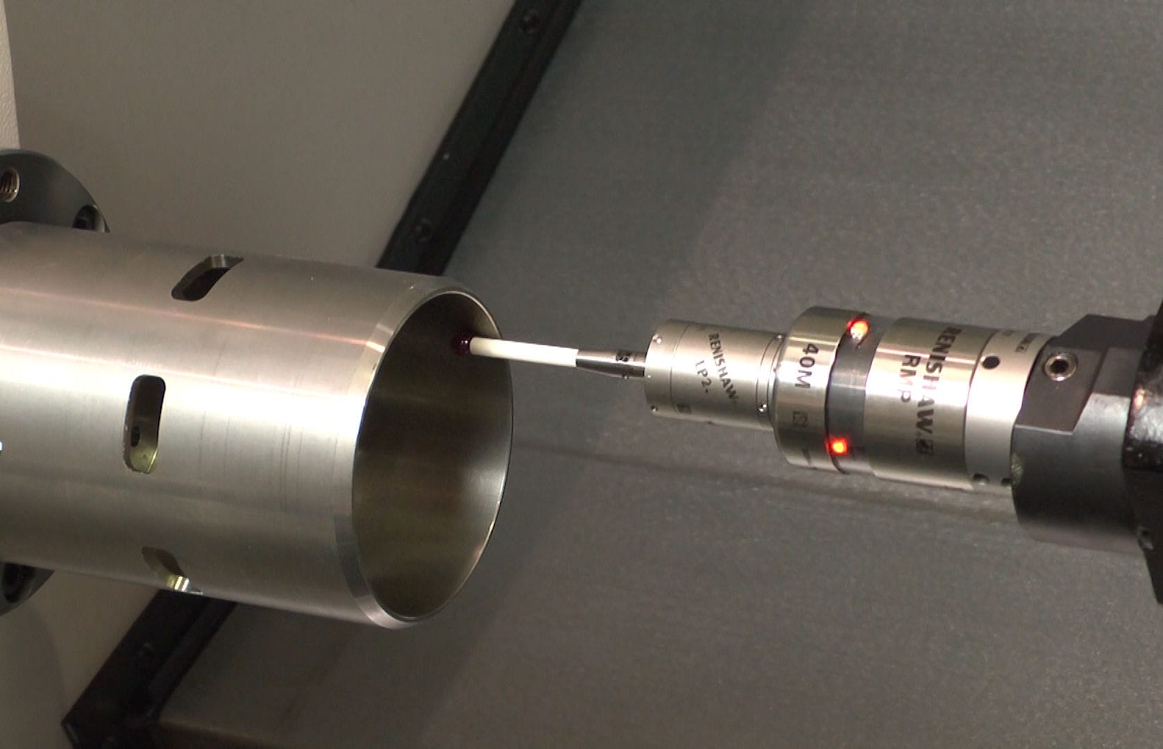 Radio transmission touch probe / 3D / for machine tools / compact ...