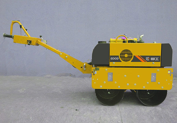 Vibrating road roller - 6009E - Guangxi Liugong Machinery Co., Ltd ...