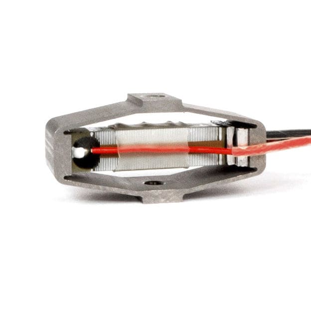 Linear piezoelectric actuator - APA 60SM - CEDRAT TECHNOLOGIES - amplified / standard