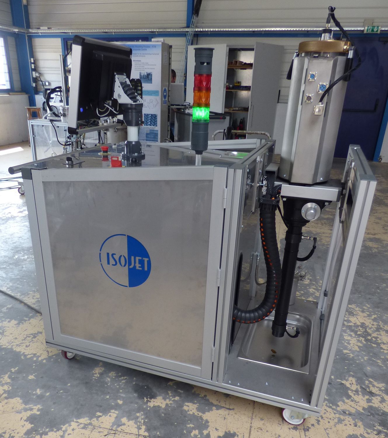 RTM resin transfer molding unit - RTM /SQRTM - Isojet Equipments
