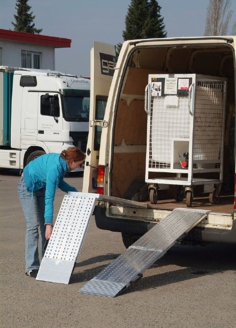 Folding loading ramp - AOS-F series - ALTEC