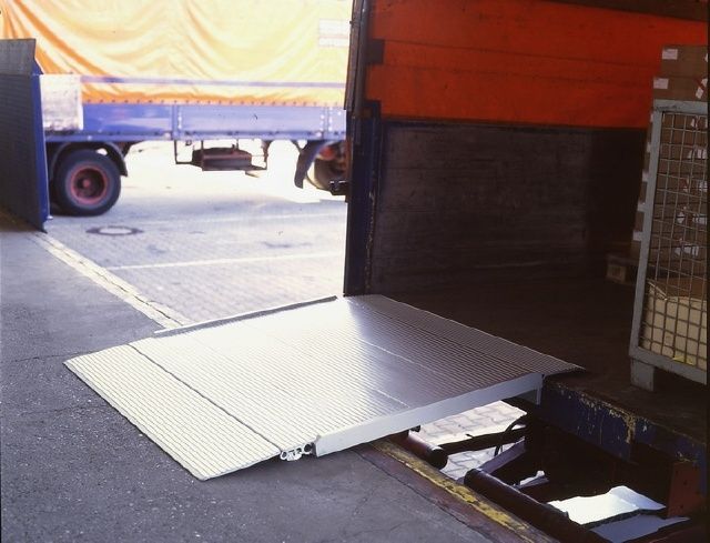 Aluminum loading ramp - HF series - ALTEC