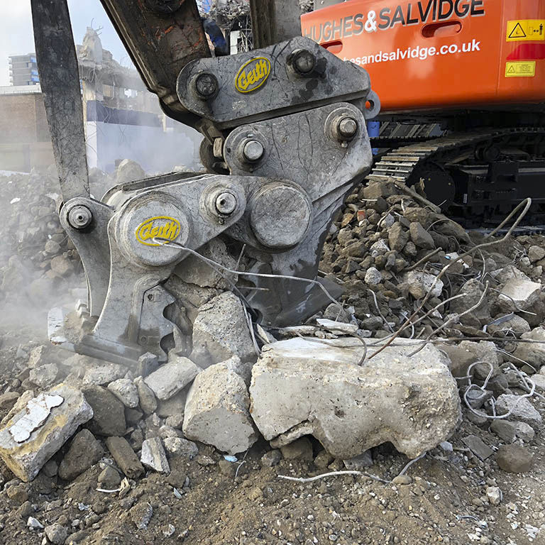 Concrete demolition crusher - GT series - Geith International Ltd ...