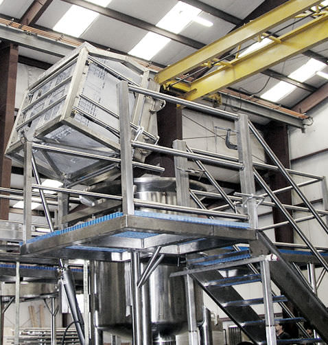 Drum emptying system - Scott Turbon Mixer