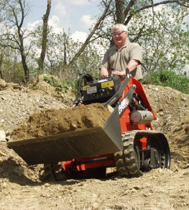 Mini skid steer loader - 252 kg | 25GT - Thomas Equipment Inc.