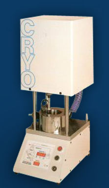Vertical mill - CRYOTEC - automatic / cryogenic